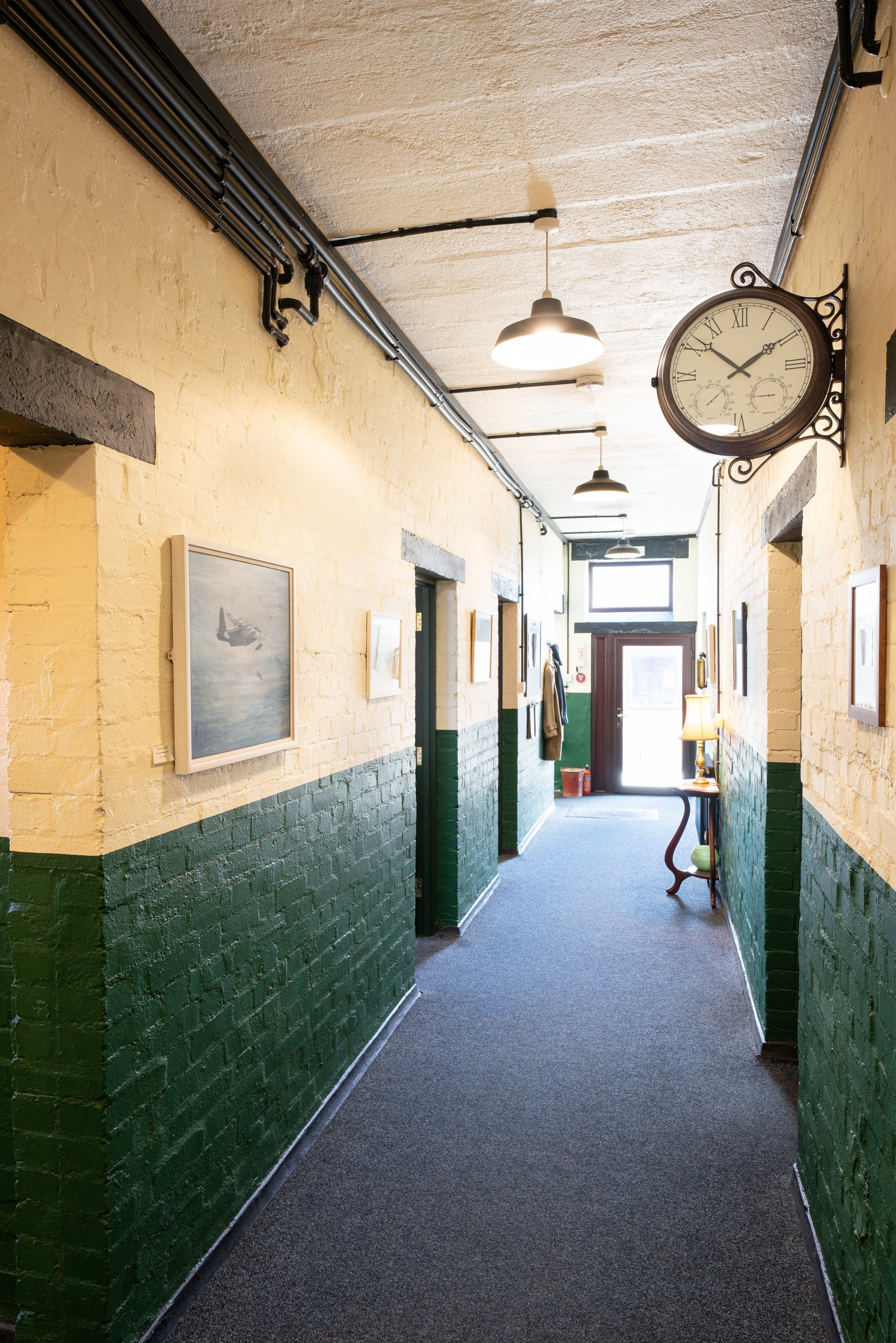 Officer’s Quarters | THE RADAR ROOMS